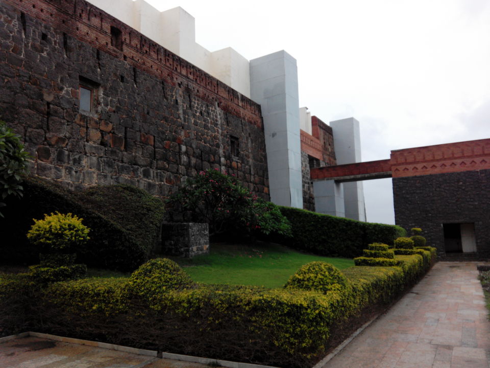 Visit to Fort Jadhavgadh - A resort on the fort by Jay Shah | Tripoto