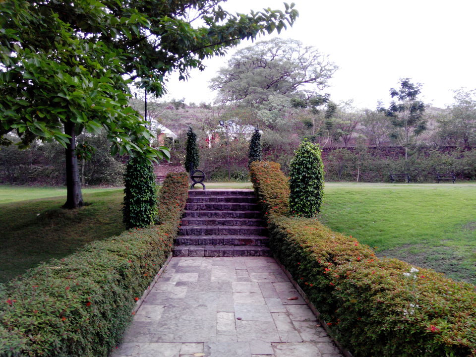 Visit to Fort Jadhavgadh - A resort on the fort by Jay Shah | Tripoto
