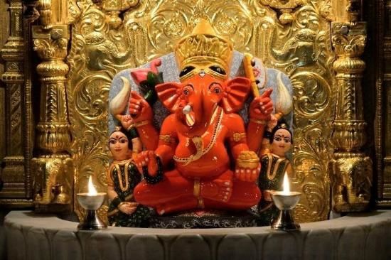 1484Siddhivinayak Temple of Ganesh / Vinayak SK BOLE MARG,, PRABHADEVI ...
