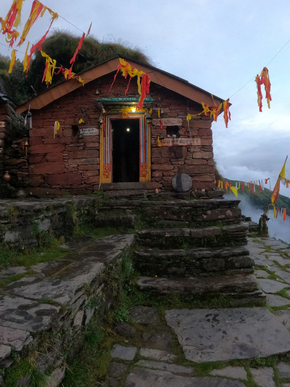 Solo Trekking To Rudranath : Toughest Kedar Temple - Tripoto