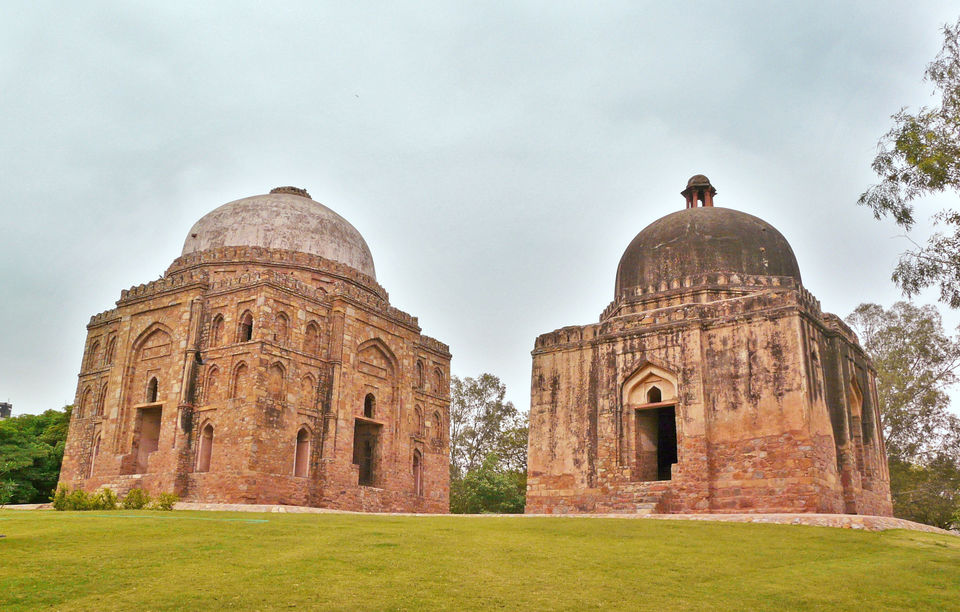 Lesser known Monuments in Delhi - Tripoto
