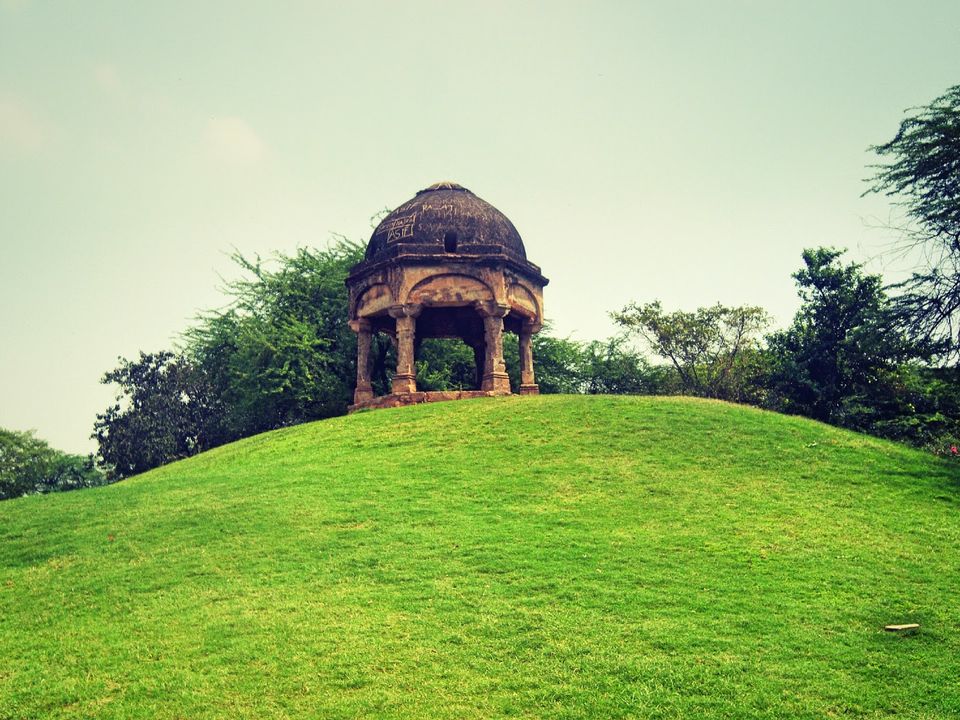 The Old and Forgotten: Mehrauli Archeological Park - Tripoto