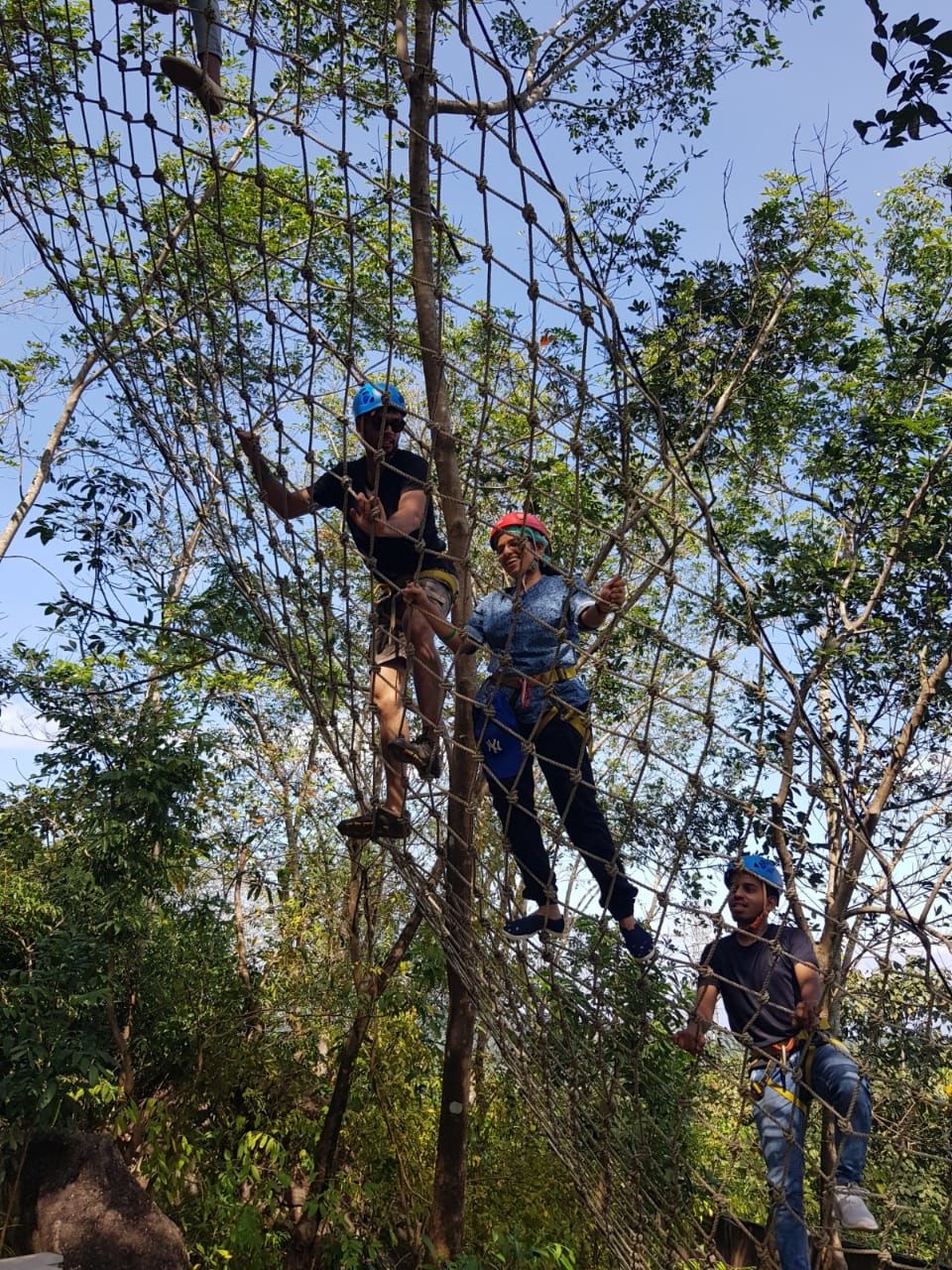 WORLD’S LARGEST BIRD STATUE AT JADAYU PARA EARTH’S CENTRE - Tripoto