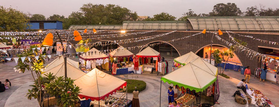 15 Places in Delhi You Must Take Your Date To On Your Next Date - Tripoto