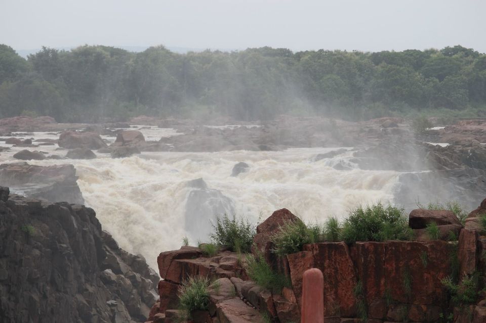 Your complete guide to the breathtaking Raneh Waterfalls - Tripoto