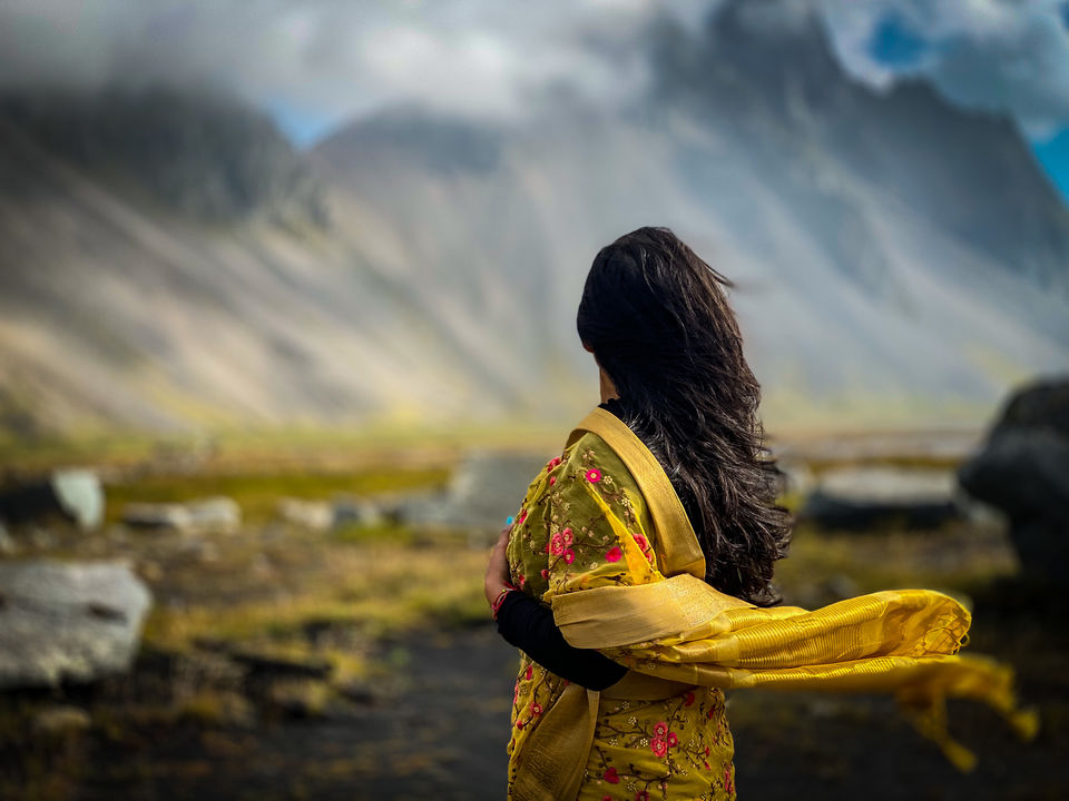 For All SRK Fans, Heres Your Guide to Visit Every Gerua Location in ...