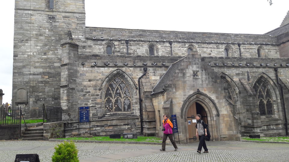 UKs Famous 5: Rosslyn Chapel, Holy Rood Holy Trinity Church, St Magnus ...