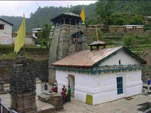 Triyuginarayan Temple in Uttarakhand, the wedding venue of Lord Shiva ...