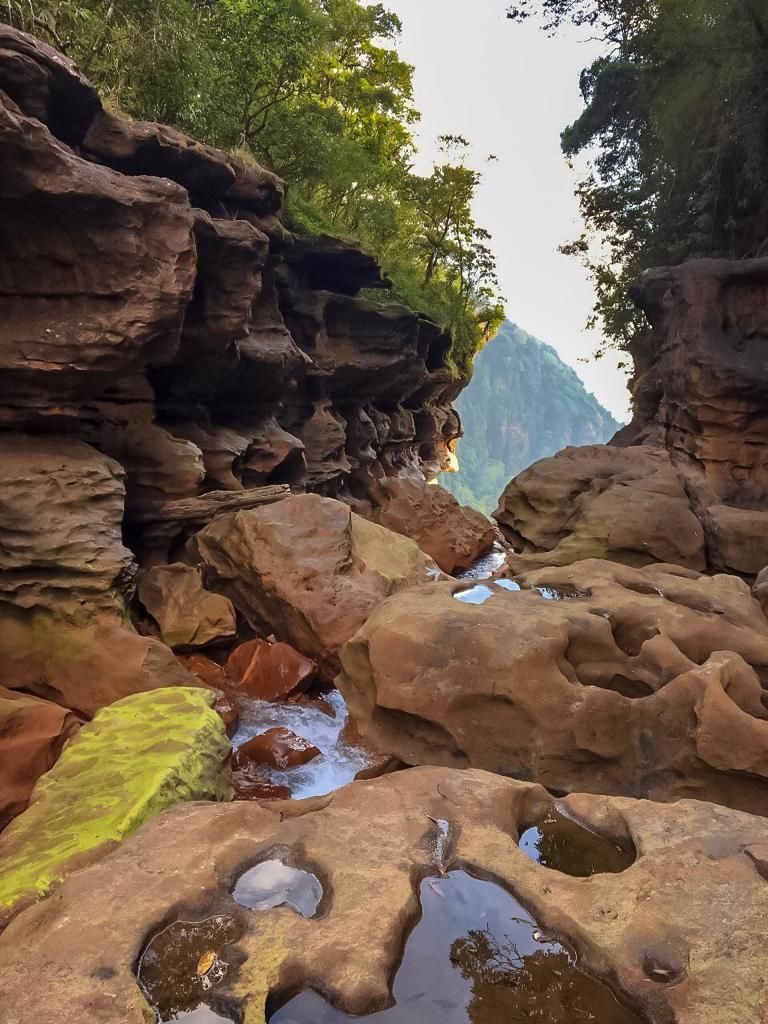 Reaching the mouth of Nohkalikai - Indias tallest plunge waterfall ...