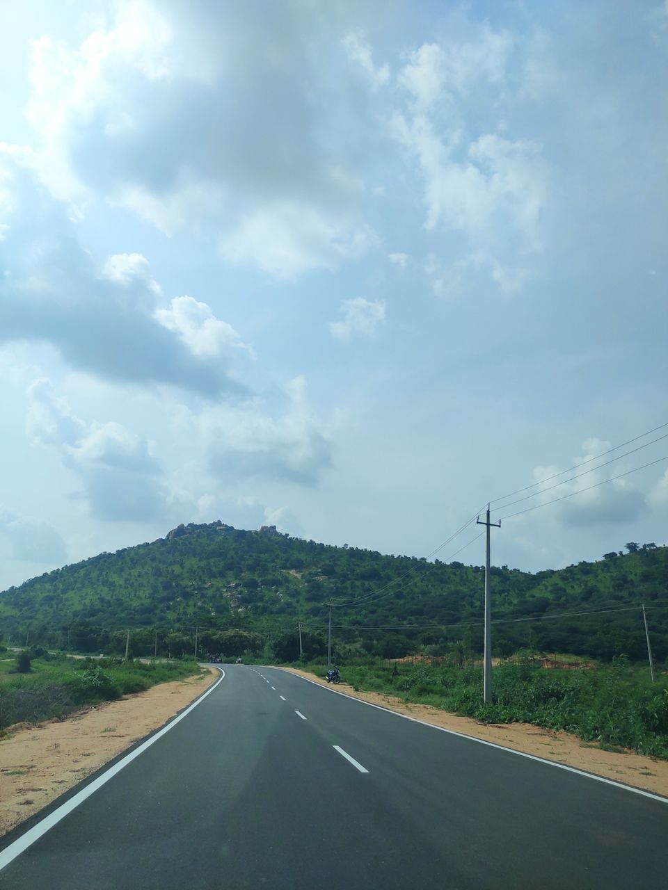 Gudibande fort..a day long story of driving, trekking and picnic ...