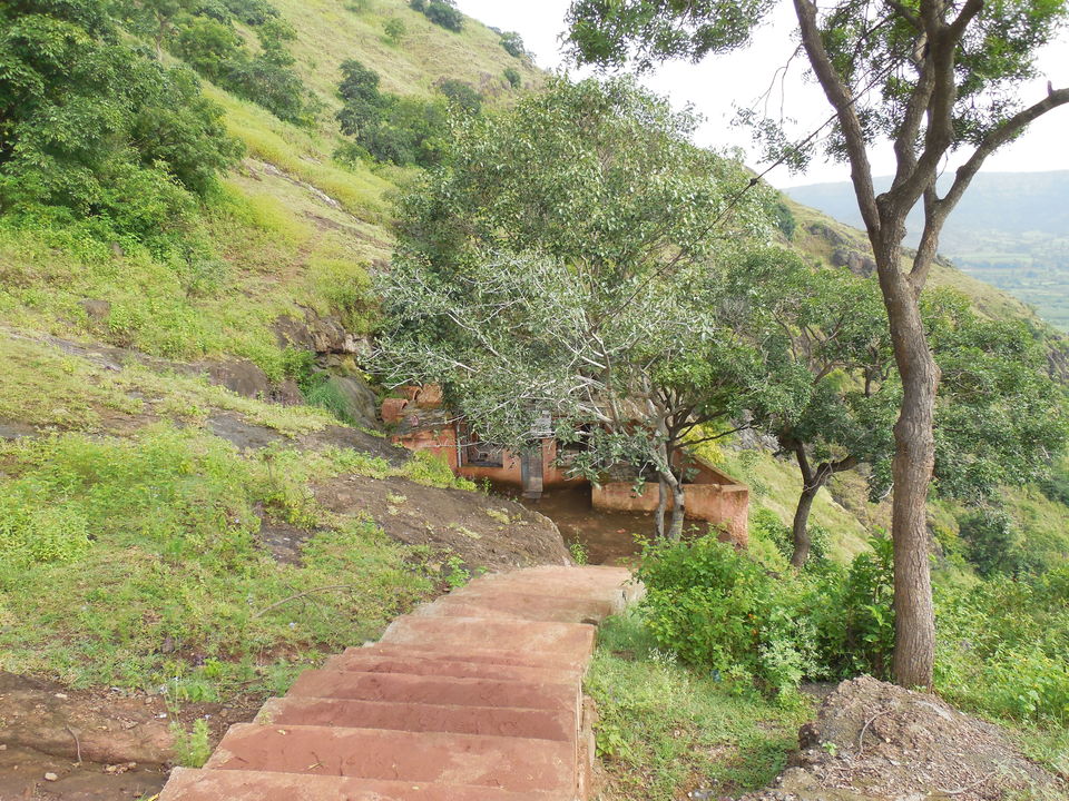 Karad Patan Range - Dategad, Gunwantgad, Vasantgad, Macchindragad ...