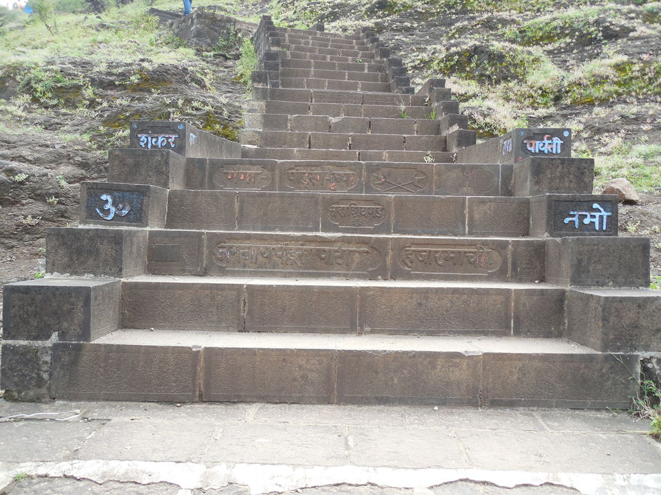 Karad Patan Range - Dategad, Gunwantgad, Vasantgad, Macchindragad ...