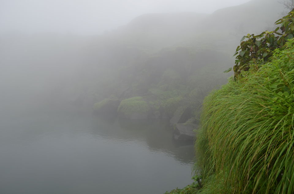Monsoon Trek to Raigad Fort, visit raigad fort in rainy season ...