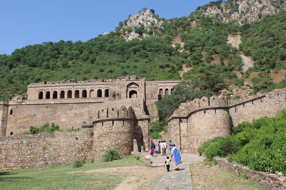 Bhangarh Fort- Where History is still Mystery - Tripoto