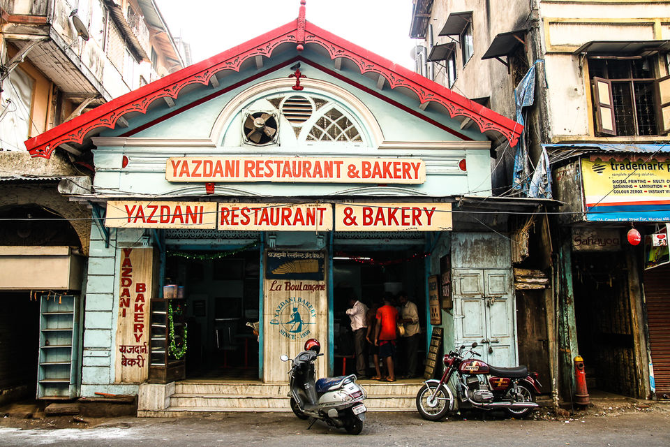 Irani Cafes in Mumbai Guide: Bun Maska and Irani Chai Mumbai Cafes ...