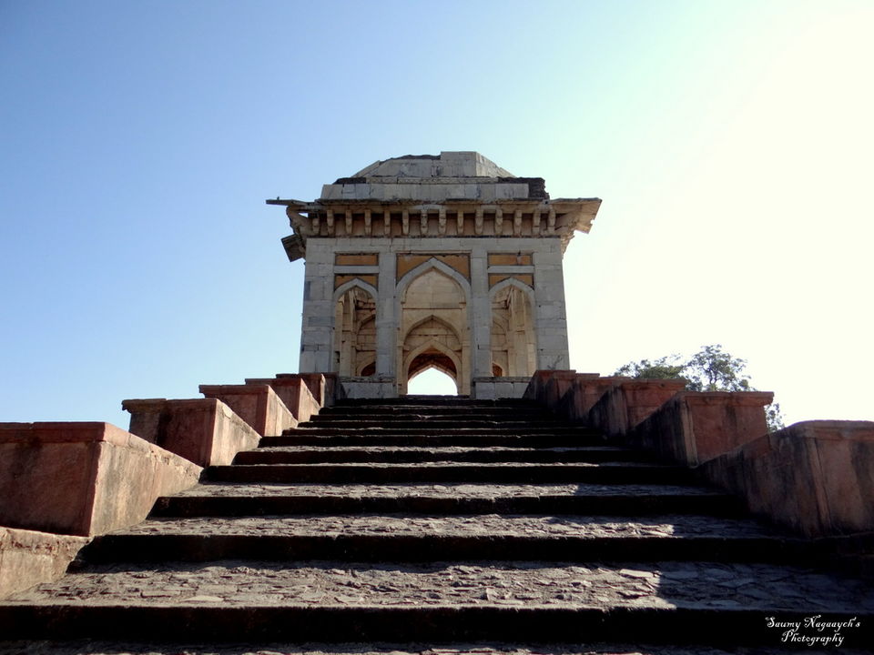 Mandu: Place That Resonates With History - Mandu Fort | Tripoto