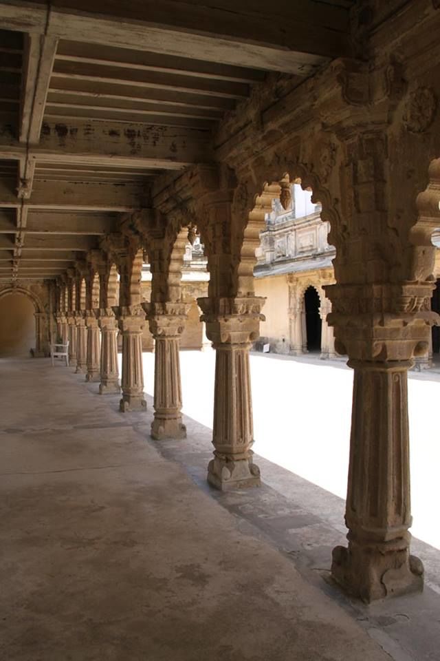One of the oldest palaces of Gujarat - Navlakha Palace, Gondal - Tripoto