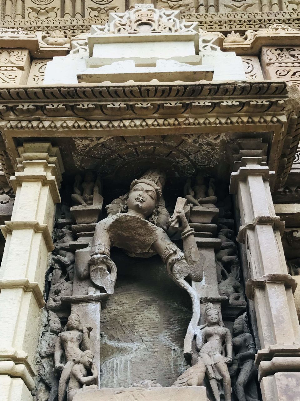 KHAJURAHO LAND OF EROTIC SCULPTURES TO RAHNE FALL INDIAS GRAND CANYON ...