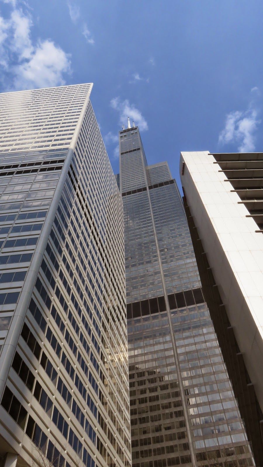 CHICAGO- The city of museums, tall buildings and...taller buildings ...