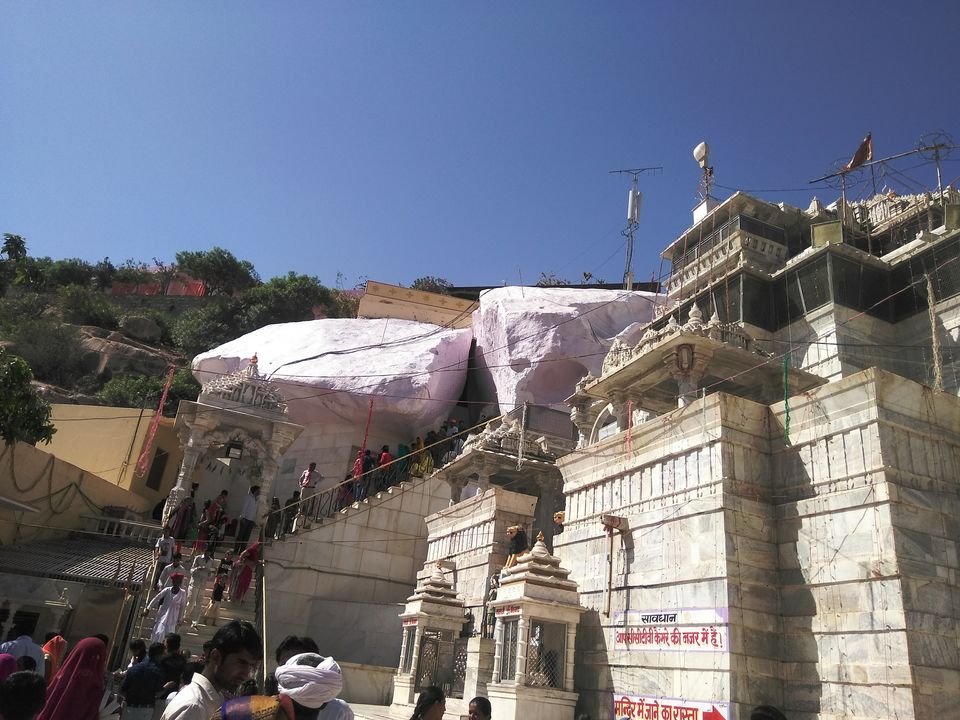 Jain Temple in Rajasthan: Visit Jirawala Parasnath Jain Tirth in ...