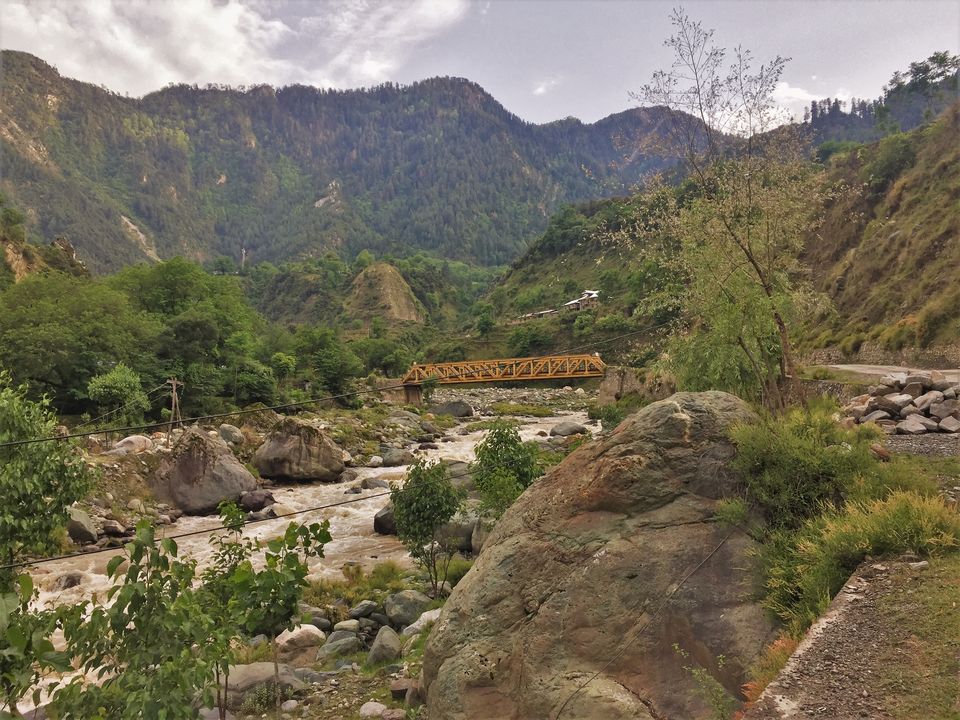 A Bike Trip to the Border Villages of Tanghdar and Teetwal in North ...