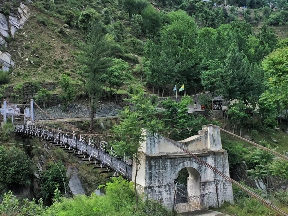 A Bike Trip to the Border Villages of Tanghdar and Teetwal in North ...