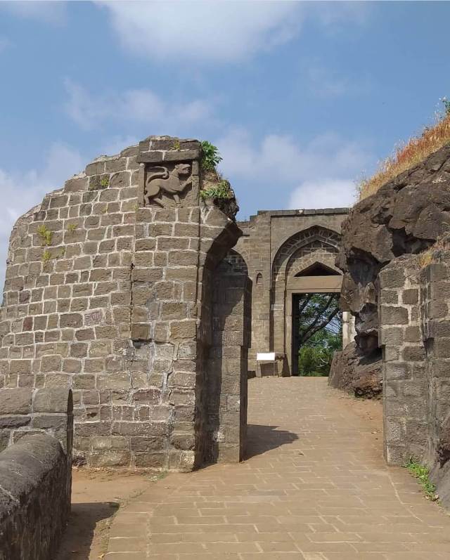 Shivneri Fort