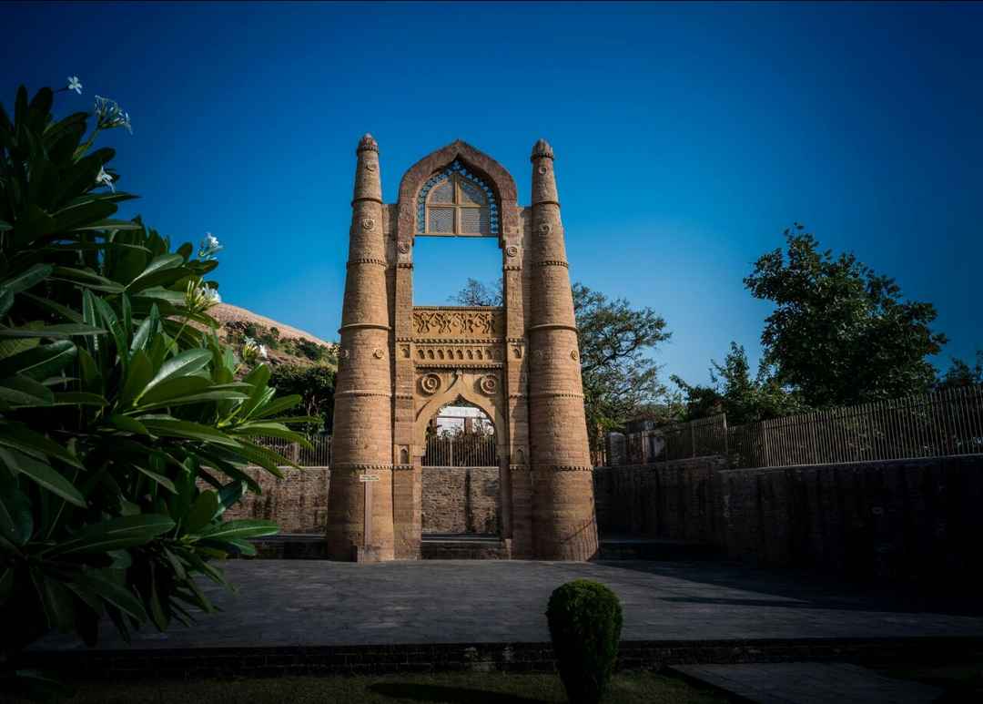 CHANDERI - Lost Architectural Gem of India - Tripoto