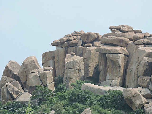 Honest, Useful Traveler Guides To Hospet 2022 | Tripoto