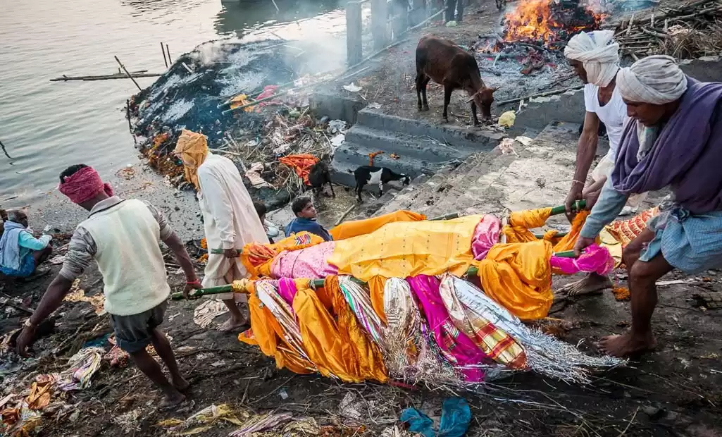 Manikarnika Ghat
