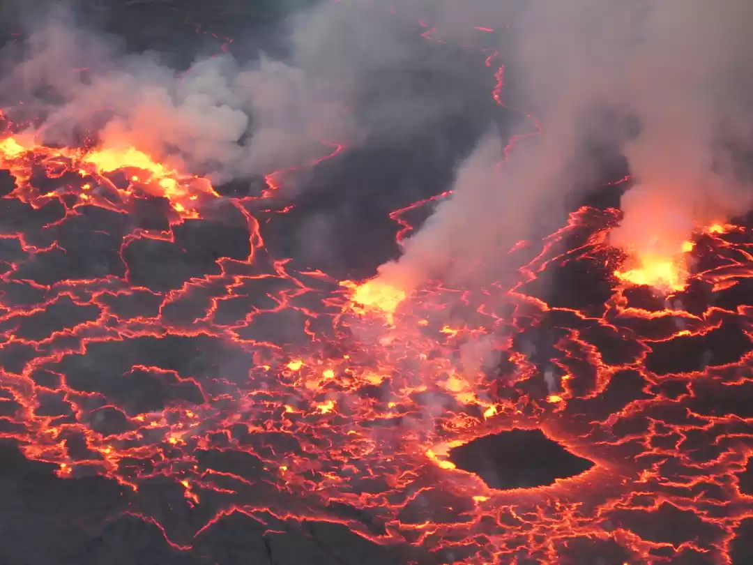 volcano africa lava lake