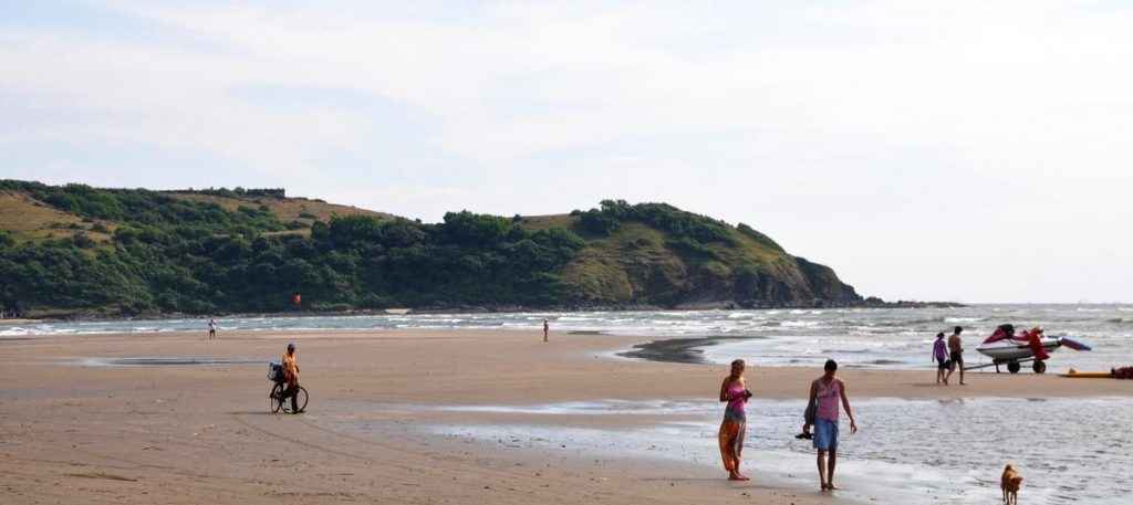 Baina Beach, Goa: How To Reach, Best Time & Tips