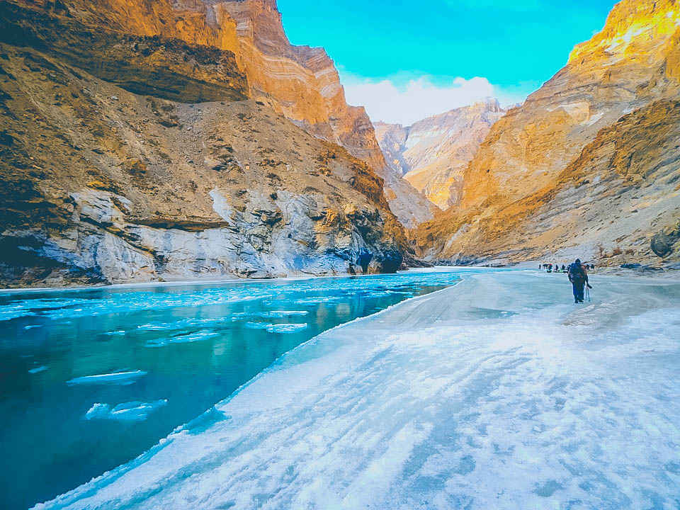 Chadar Trek Itinerary, Chadar Trek Cost - Tripoto