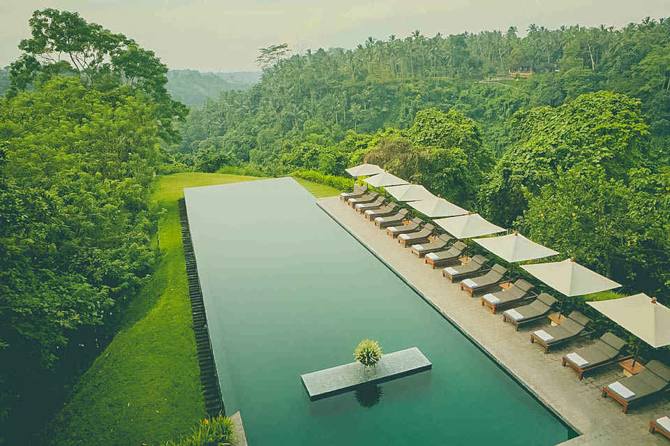 10 Splash-tacular Pools in Asia - Tripoto