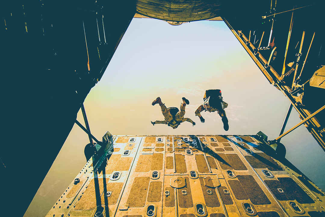 Skydiving in India: Locations, Cost - Tripoto