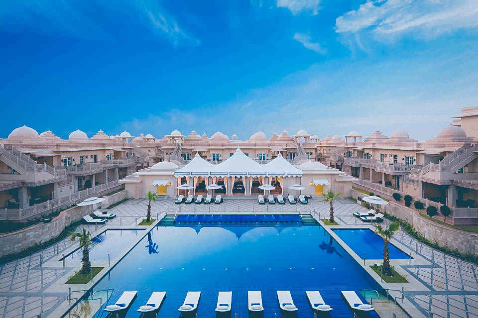 17 Dreamy Luxury Resorts Near Delhi For A Quick Getaway