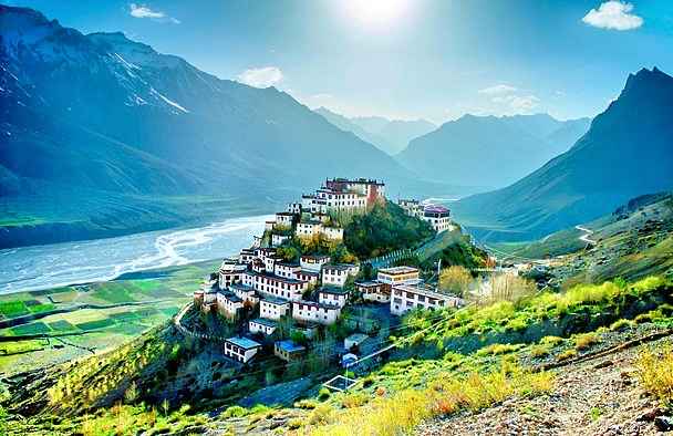 10 Unexpectedly Awesome Things To Do In The Magical Cold Desert Of ...