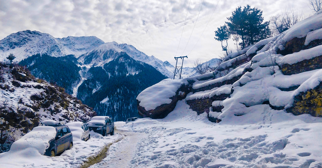 Everything You Need to Know About Sara Umga Pass Trek - Tripoto