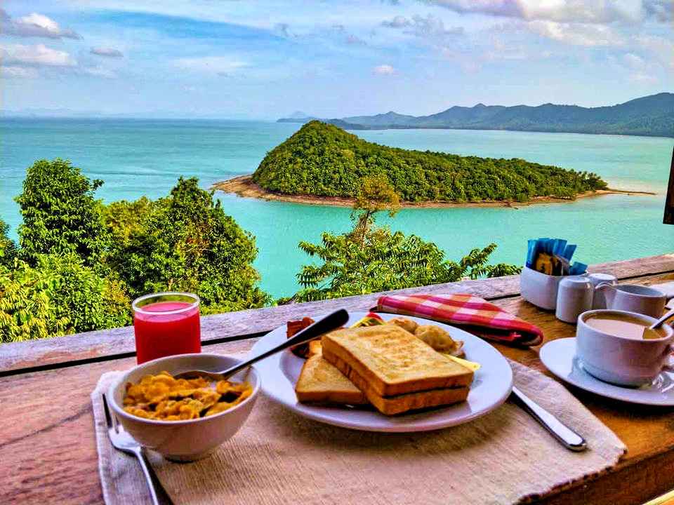 Breakfast with exotic views Ive found them for you. breakfastspots ...