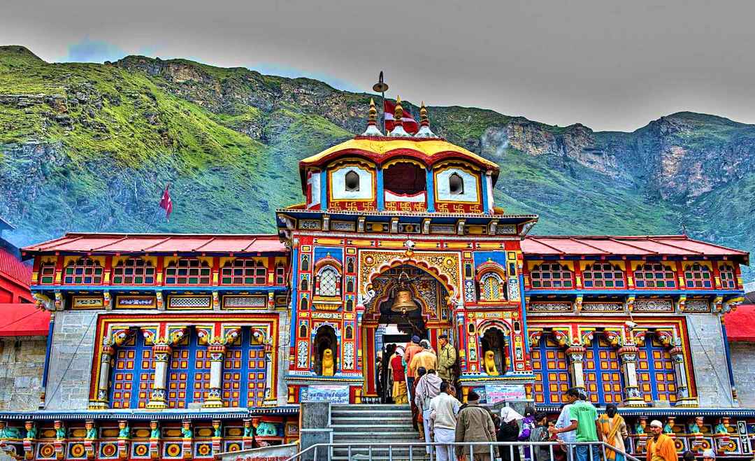 Badrinath Opens Its Gates for Amid the Extended Lockdown No Devotees ...