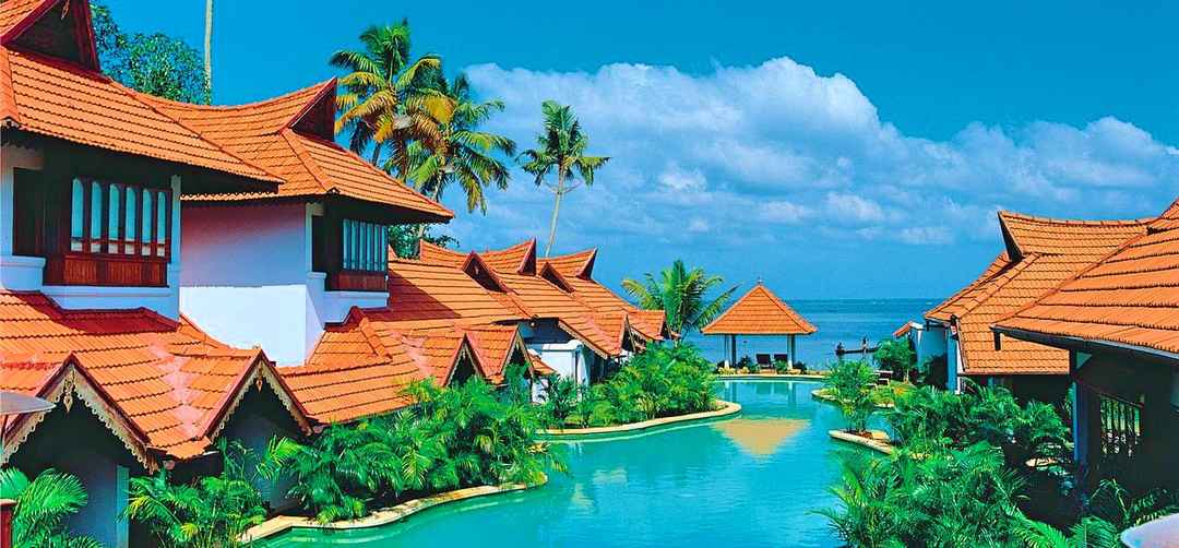 Floating on the serene backwaters of Kerala - Tripoto