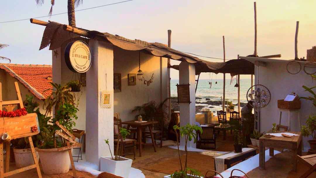 30 North Goa restaurants you shouldnt miss this season - Tripoto